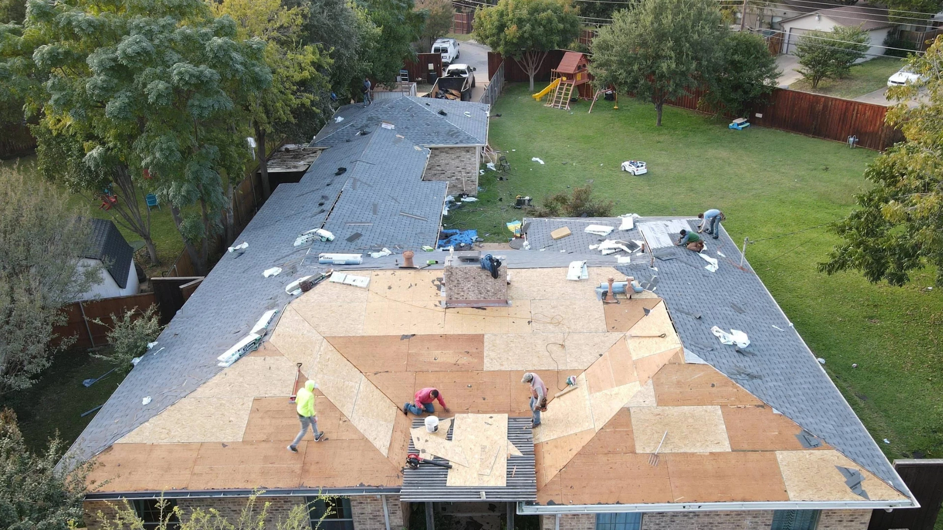 Roofing Service In Texas - CustomPRO